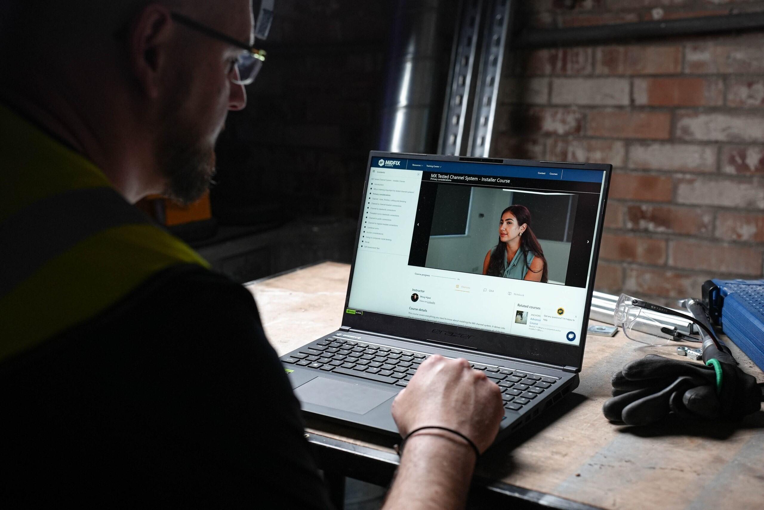 Top 5 M&E Training Courses - MIDFIX